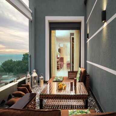 25 Traditional Balcony Interior Design Ideas & Images 2024
